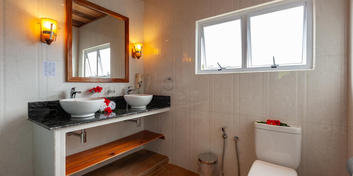 Villa "Villa Aya" on Praslin (Seychelles) - SeyVillas.com