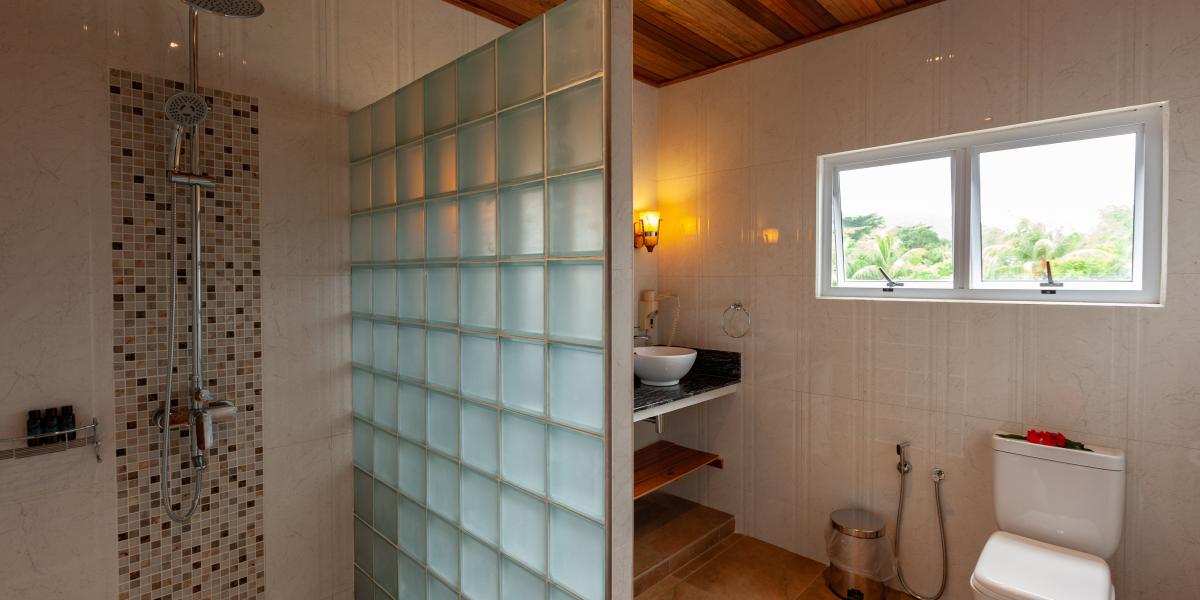 Villa "Villa Aya" on Praslin (Seychelles) - SeyVillas.com