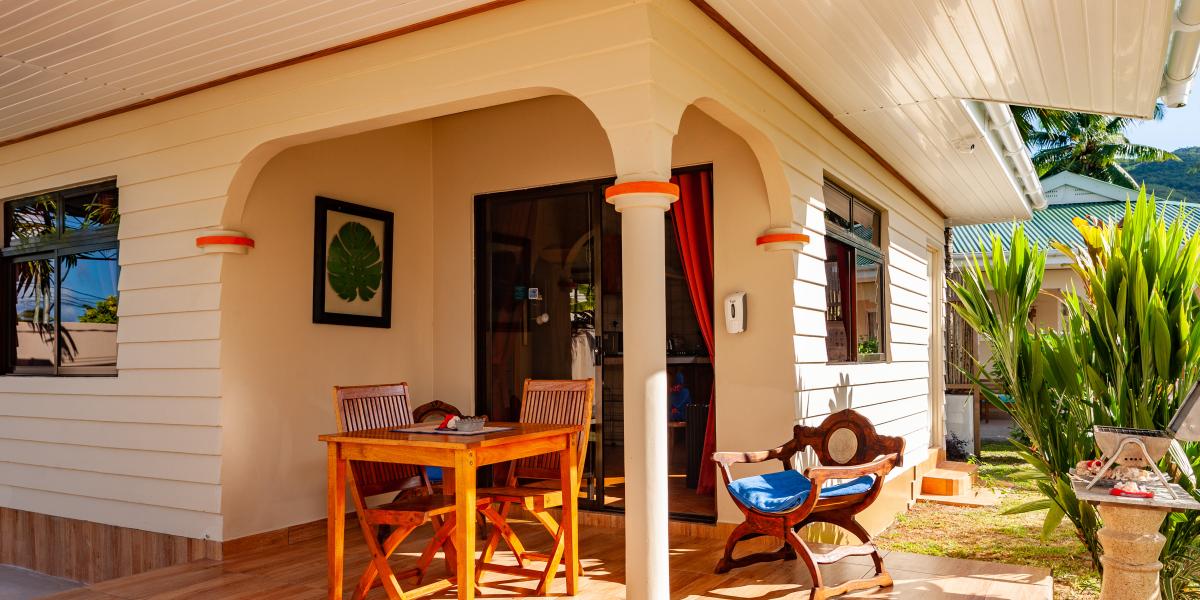 Villa "Villa Aya" on Praslin (Seychelles) - SeyVillas.com