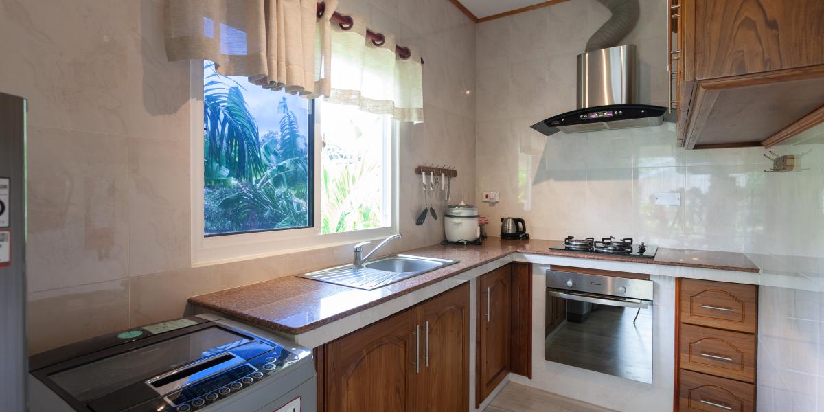 Villa "Villa Aya" on Praslin (Seychelles) - SeyVillas.com