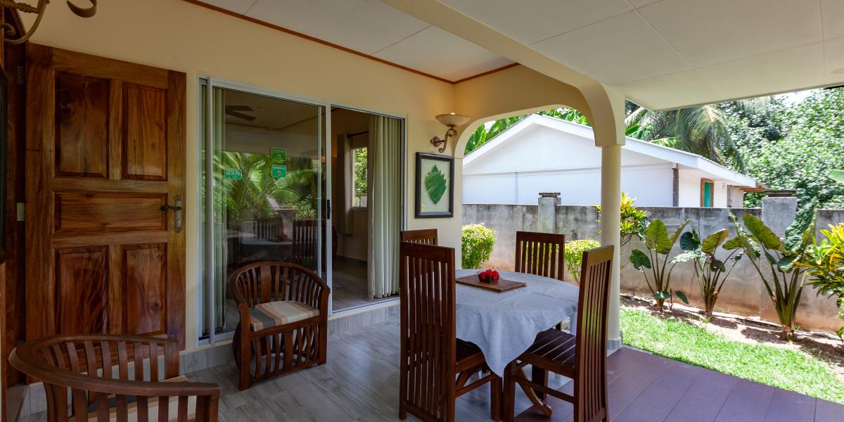 Villa "Villa Aya" on Praslin (Seychelles) - SeyVillas.com