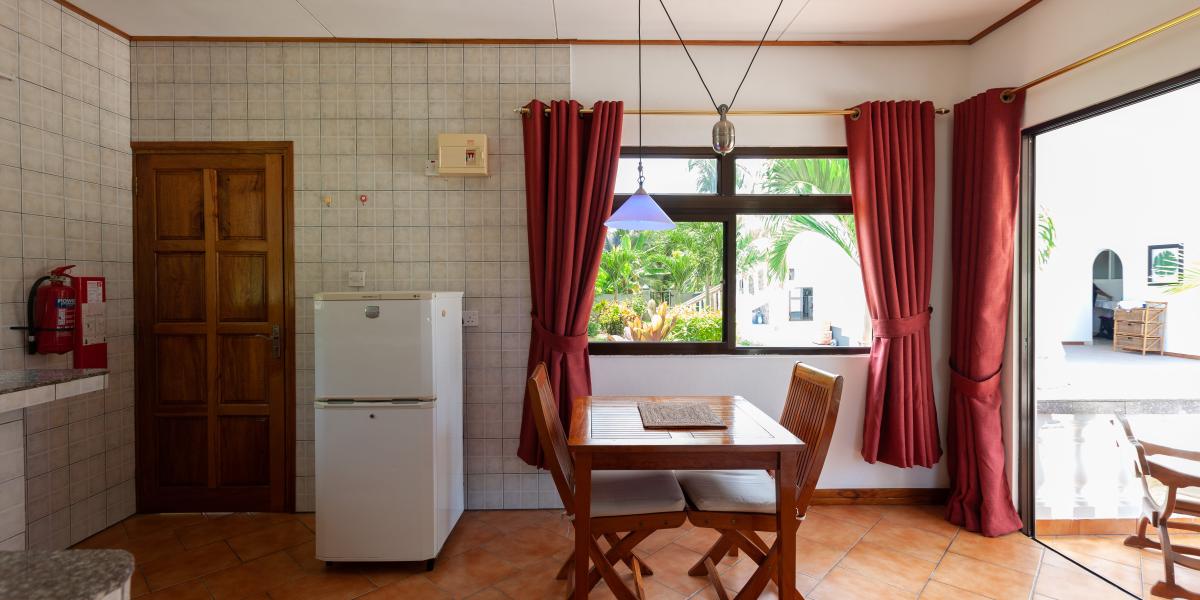 Villa "Villa Aya" on Praslin (Seychelles) - SeyVillas.com