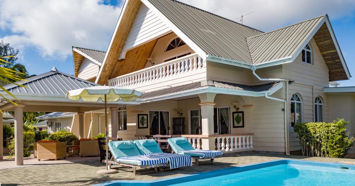 Villa "Villa Aya" on Praslin (Seychelles) - SeyVillas.com