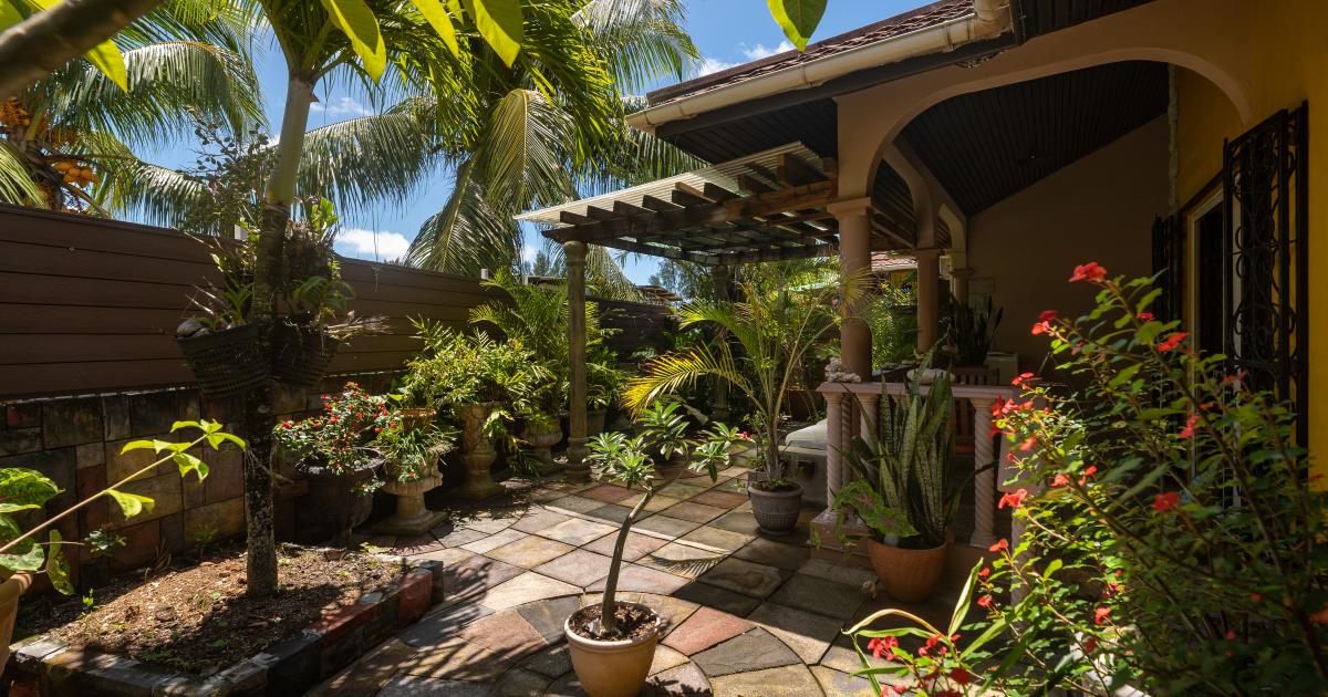 Villa "Effie's Mountain View Villas" on Mahé (Seychelles) - SeyVillas.com