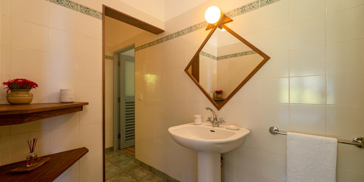 Villa "Amuse Bush" on Mahé (Seychelles) - SeyVillas.com