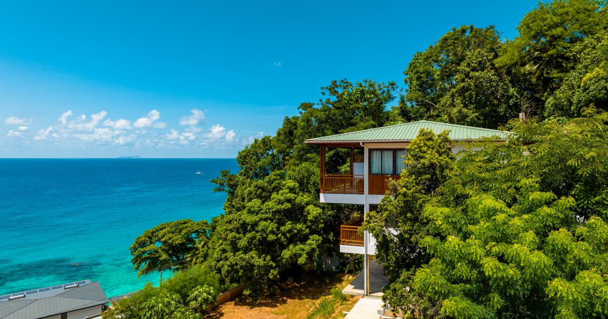 Small Hotel "Sunbird Villas" on Mahé (Seychelles) - SeyVillas.com