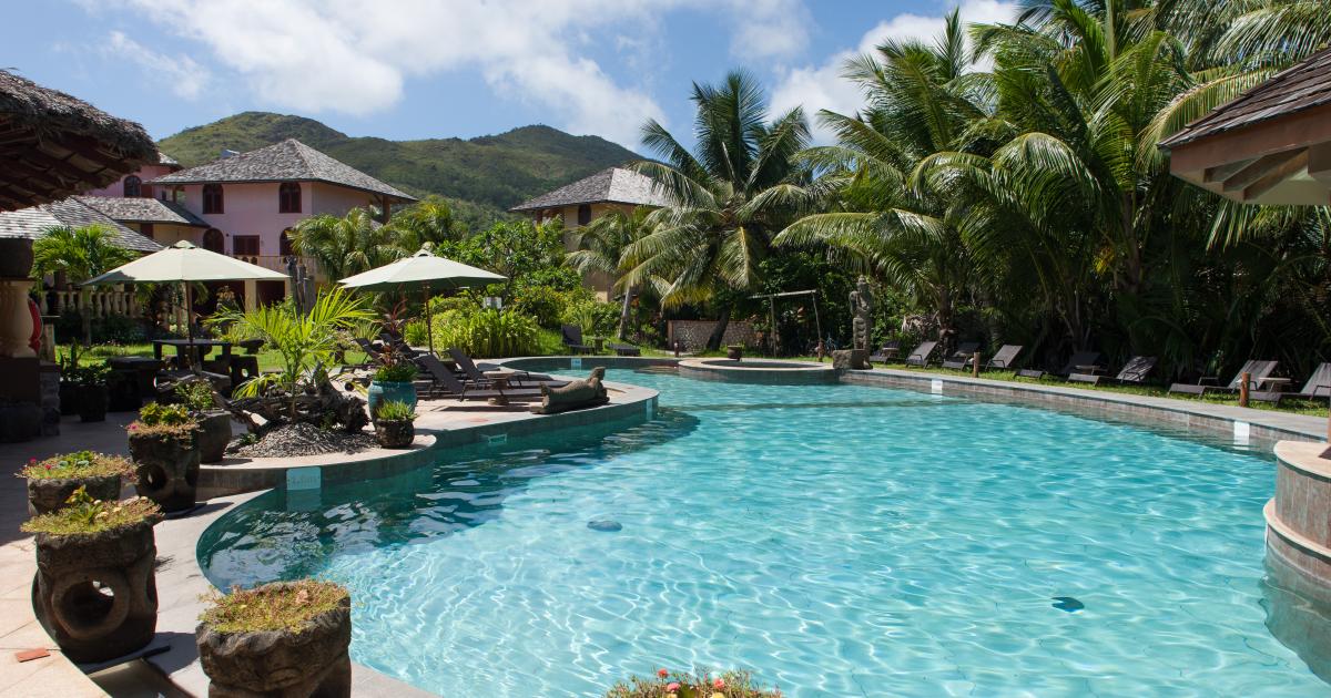 90 Foto e Video - Castello Beach Hotel a Praslin | SeyVillas.com