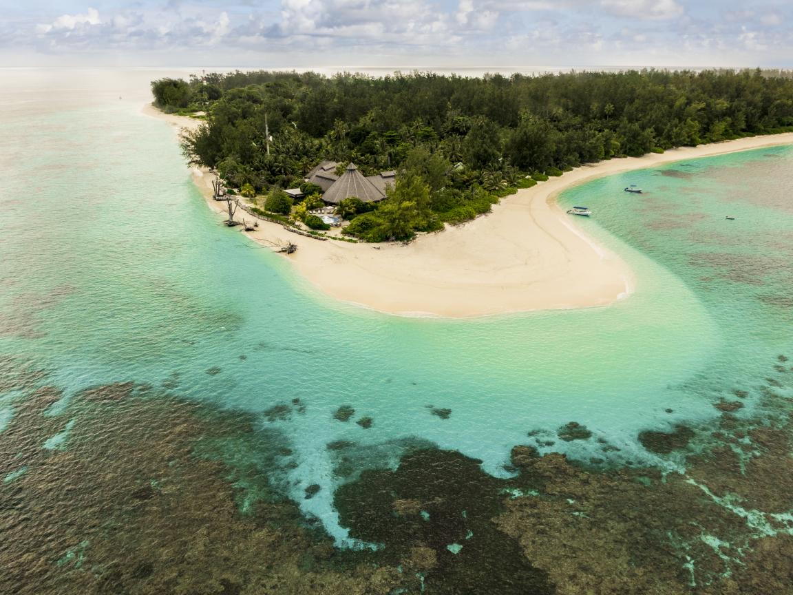 Resort "Denis Private Island" on Denis Island (Seychelles) - SeyVillas.com