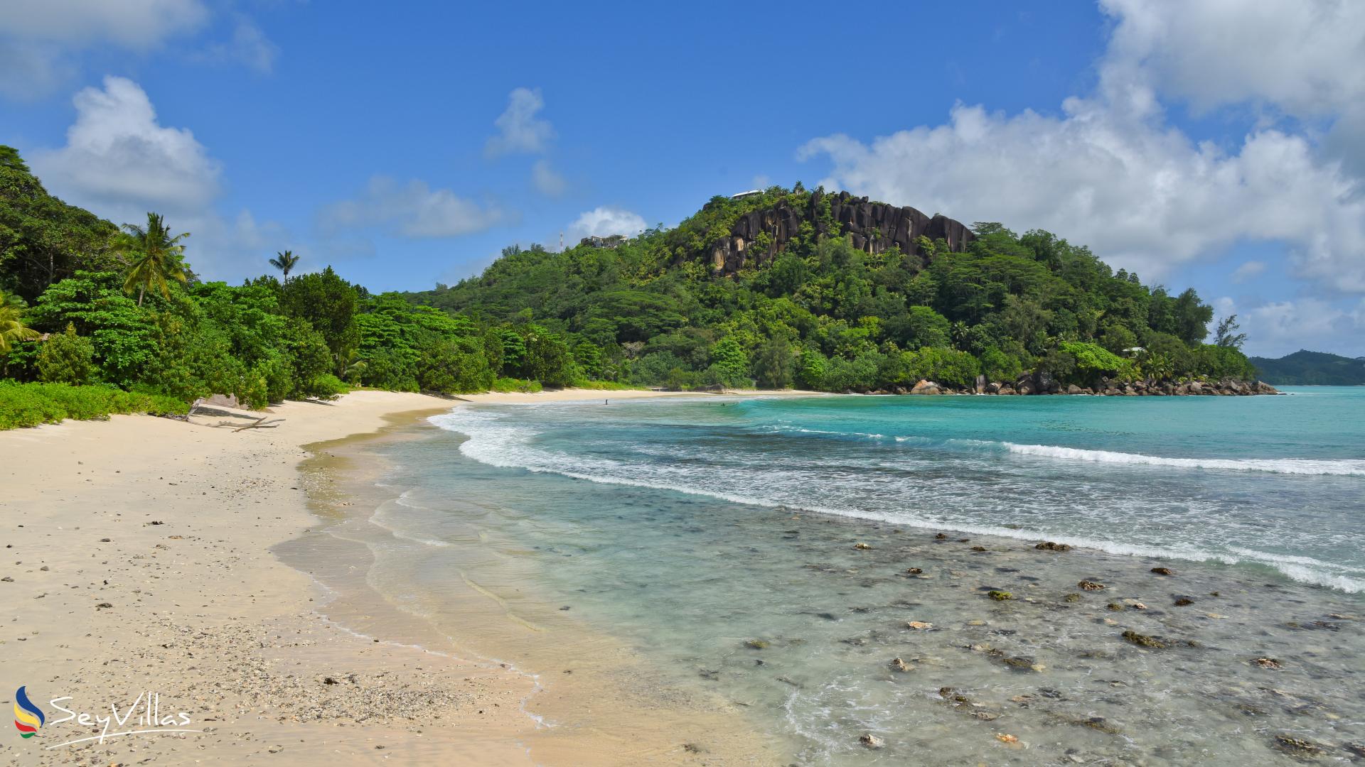 Beach "Anse Louis" Mahé (Seychelles)