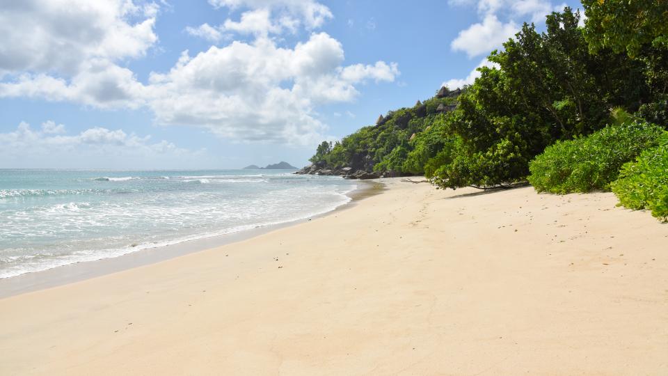 Beach "Anse Louis" Mahé (Seychelles)