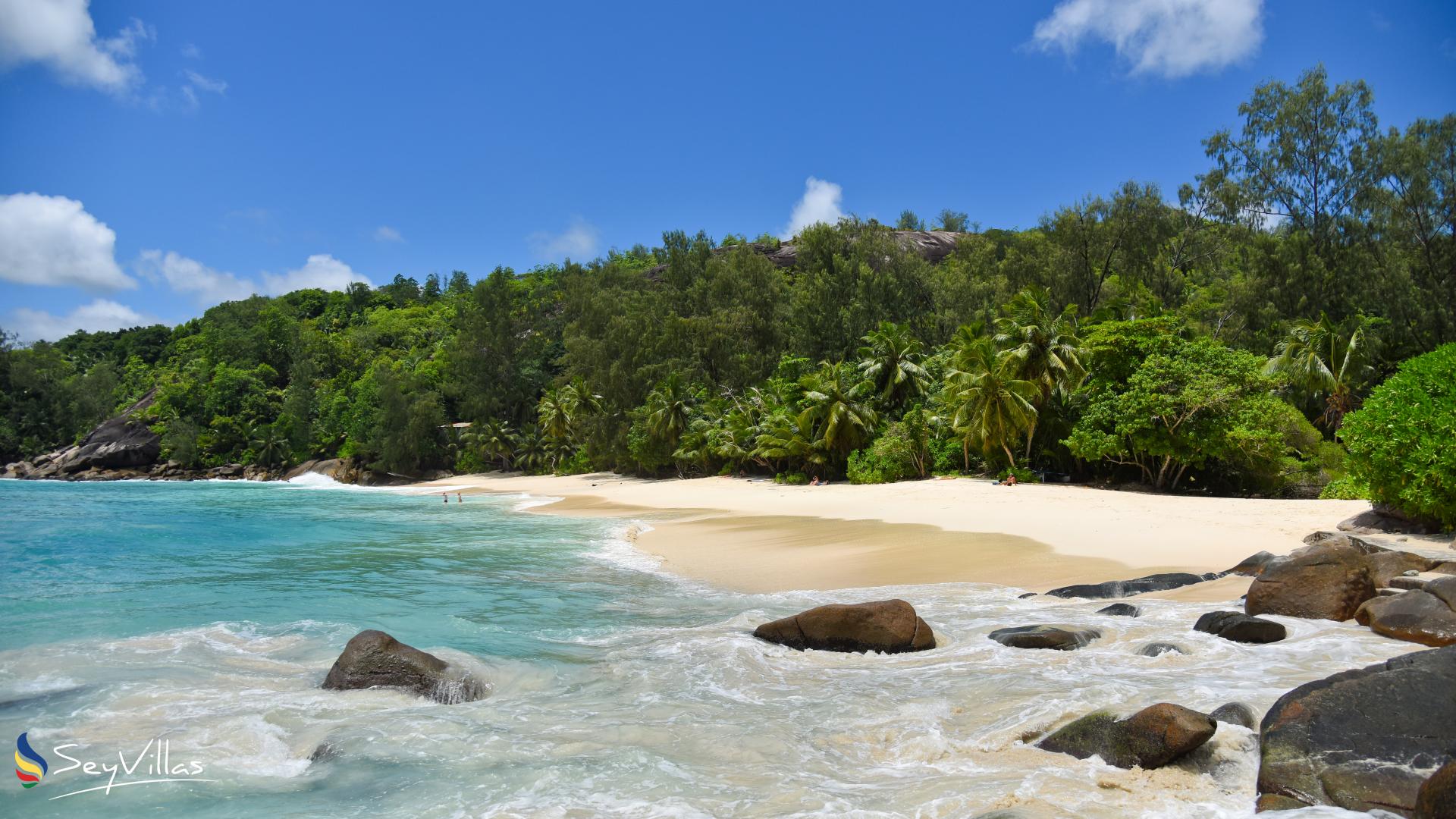 Strand "Anse Soleil" Mahé (Seychellen)