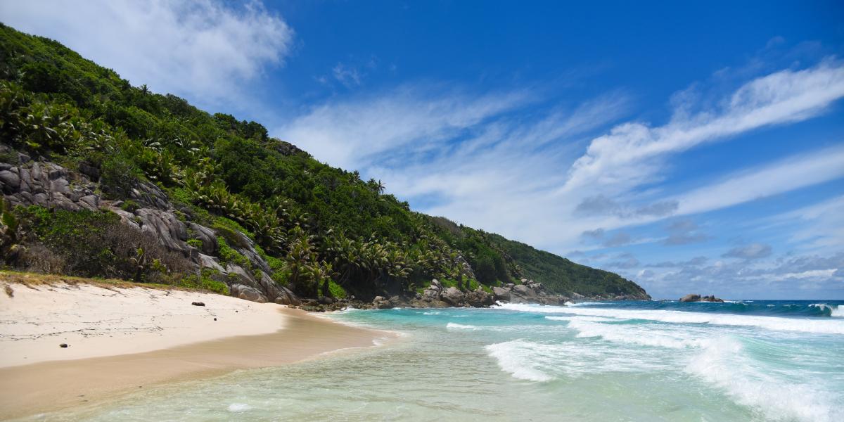 Plage "Police Bay" Mahé (Seychelles)
