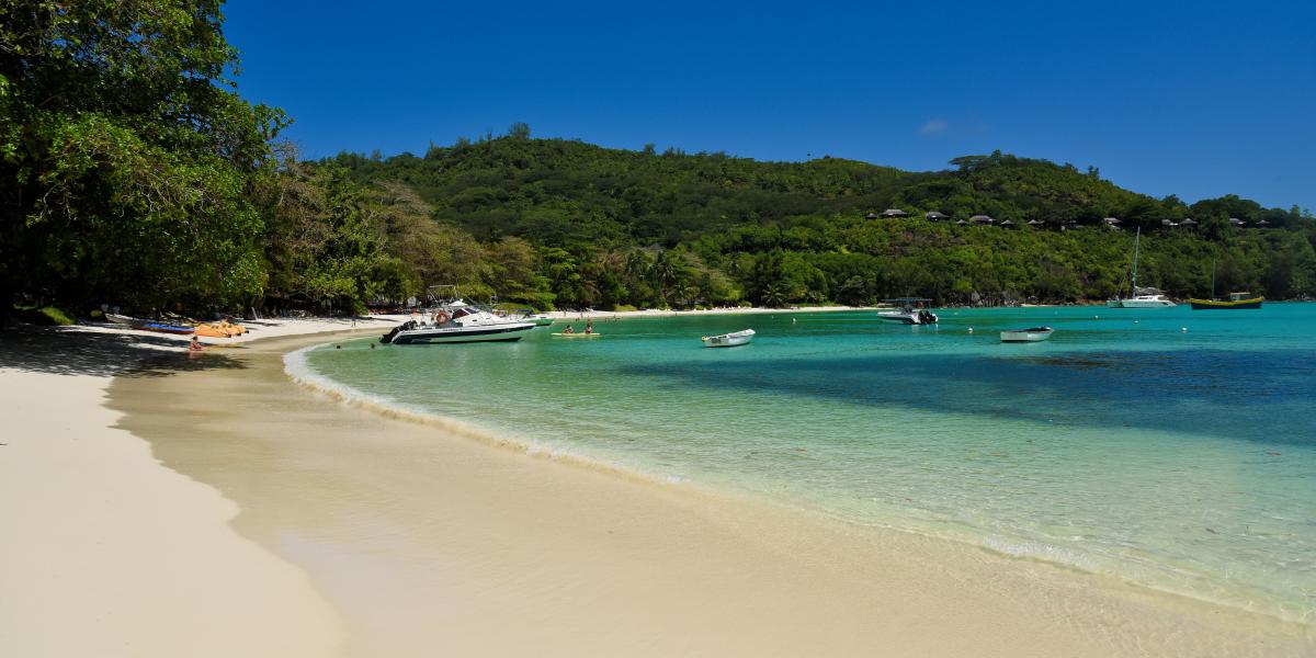 Beach "Port Launay North Beach" Mahé (Seychelles)