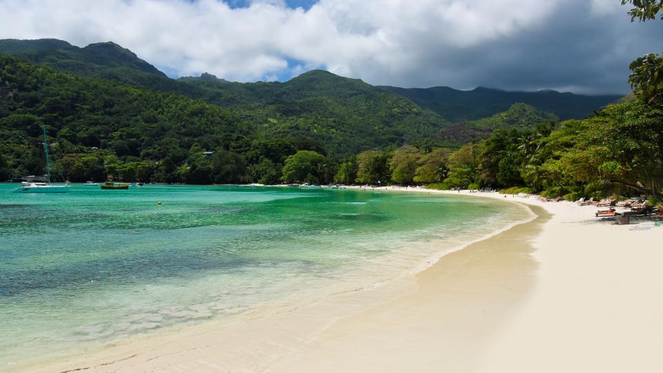 Beach "Port Launay North Beach" Mahé (Seychelles)