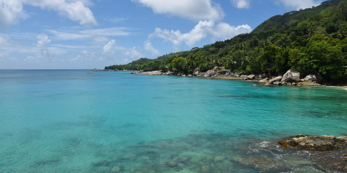 Beach "Sunset Beach" Mahé (Seychelles)