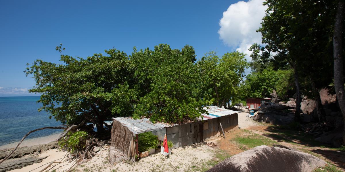 Beach "Anse Bois de Rose" Praslin (Seychelles)