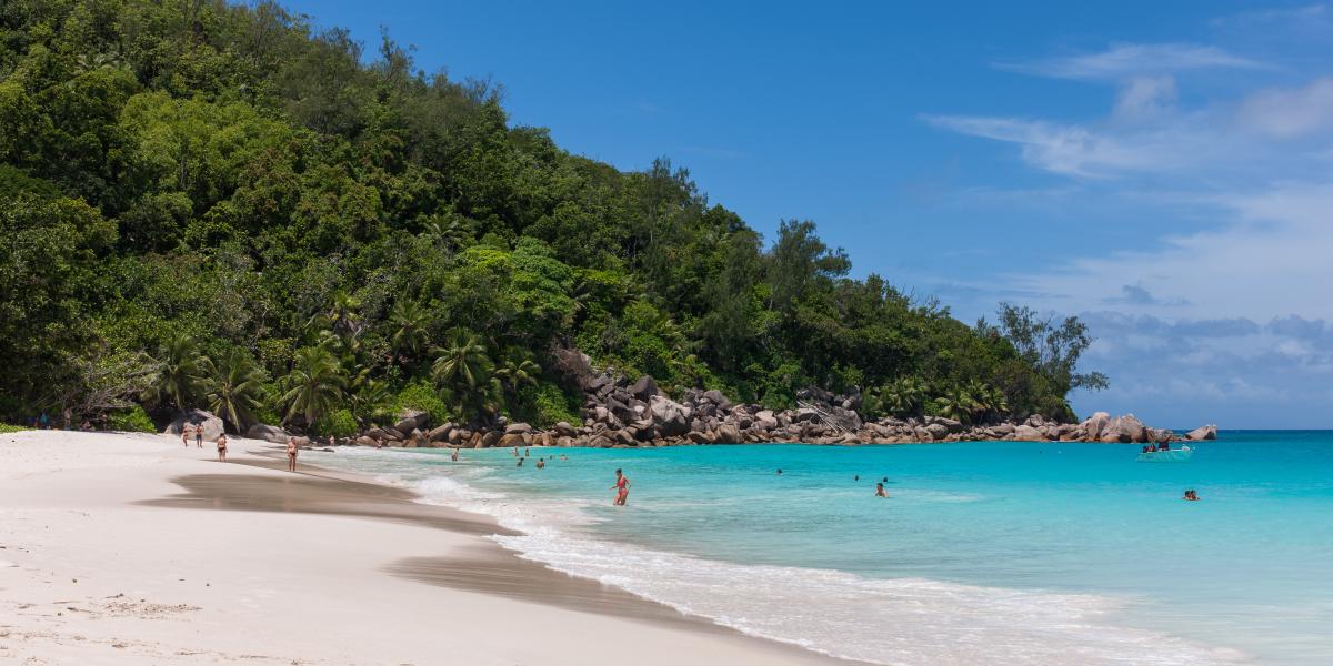 Beach "Anse Georgette" Praslin (Seychelles)