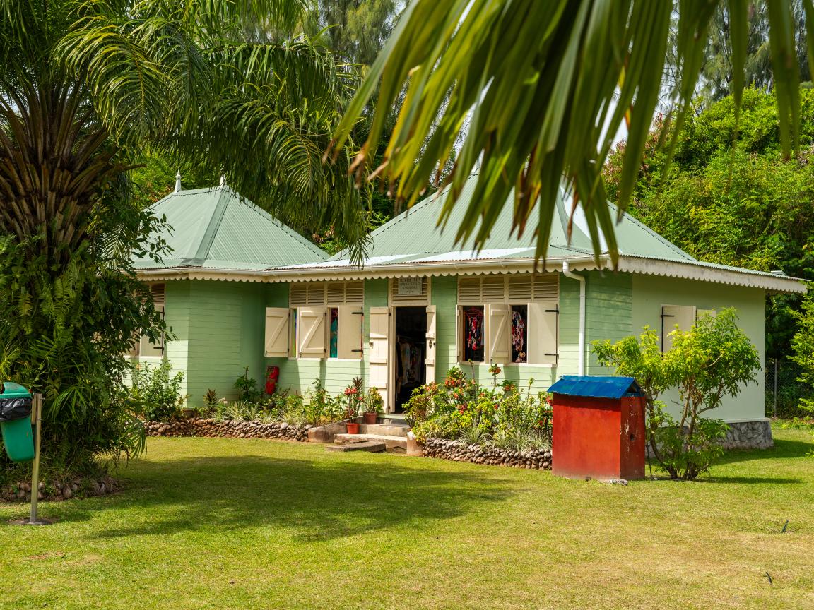 Excursion Mahé - Creole - South of Mahé - Full Day Guided Tour ...