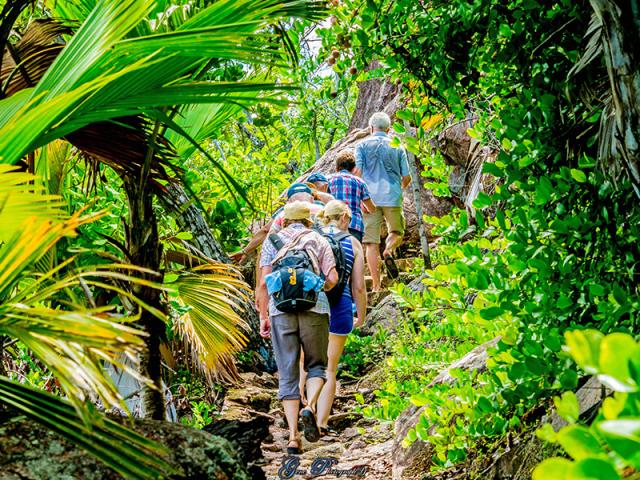 Praslin Tours | Excursions & Activities