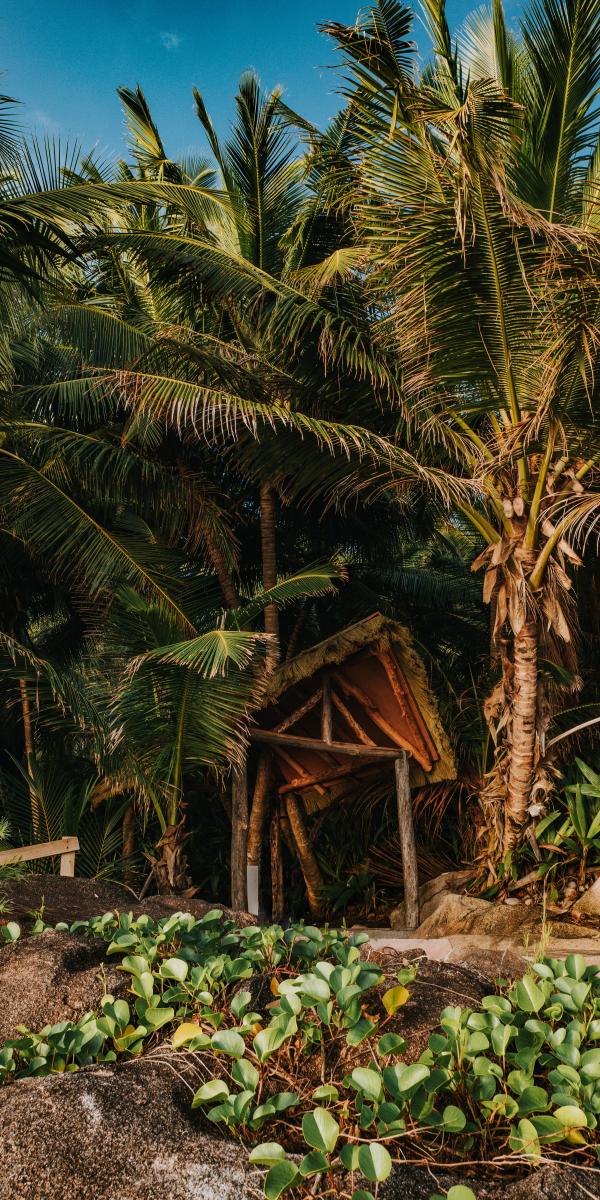 Excursion Mahé - Creole - Sunset Champagne On The Rocks - SeyVillas.com