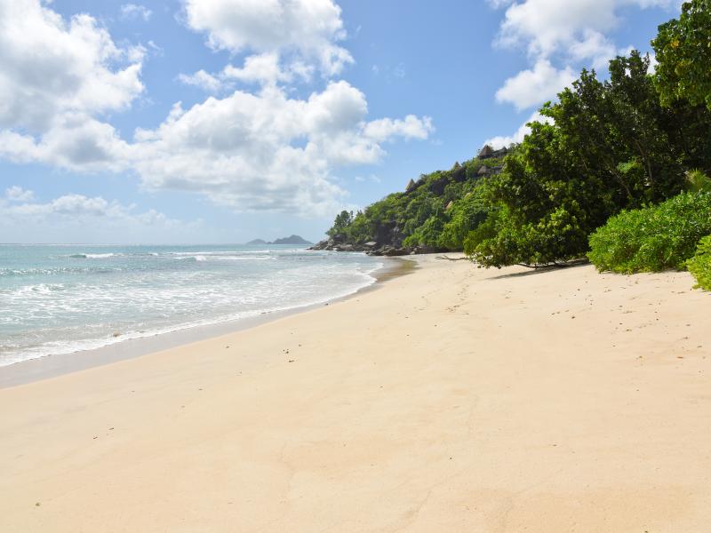 Excursion Mahé - Banana Sea Club - HIDE & SEEK- 2-hour Crystal Kayak ...
