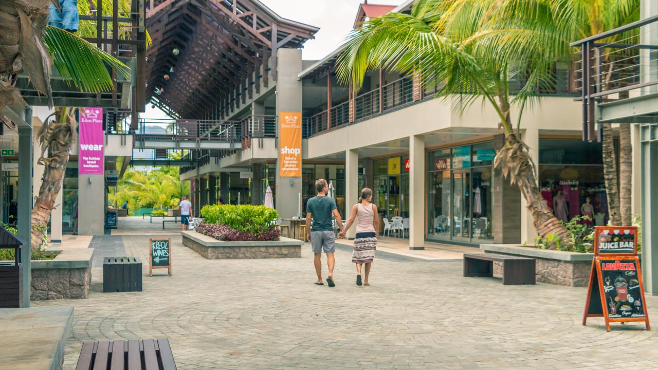 Shopping in the Seychelles | Supermarkets, Shops, Markets, Shopping ...