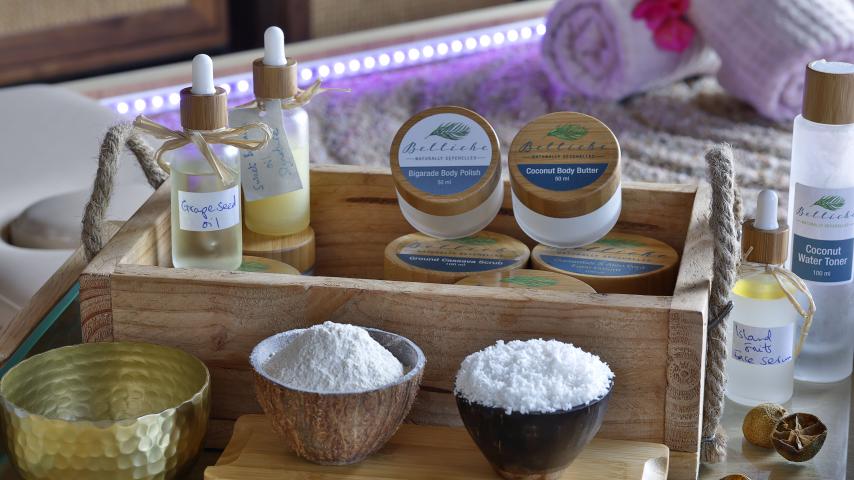 Shopping in the Seychelles | Supermarkets, Shops, Markets, Shopping ...