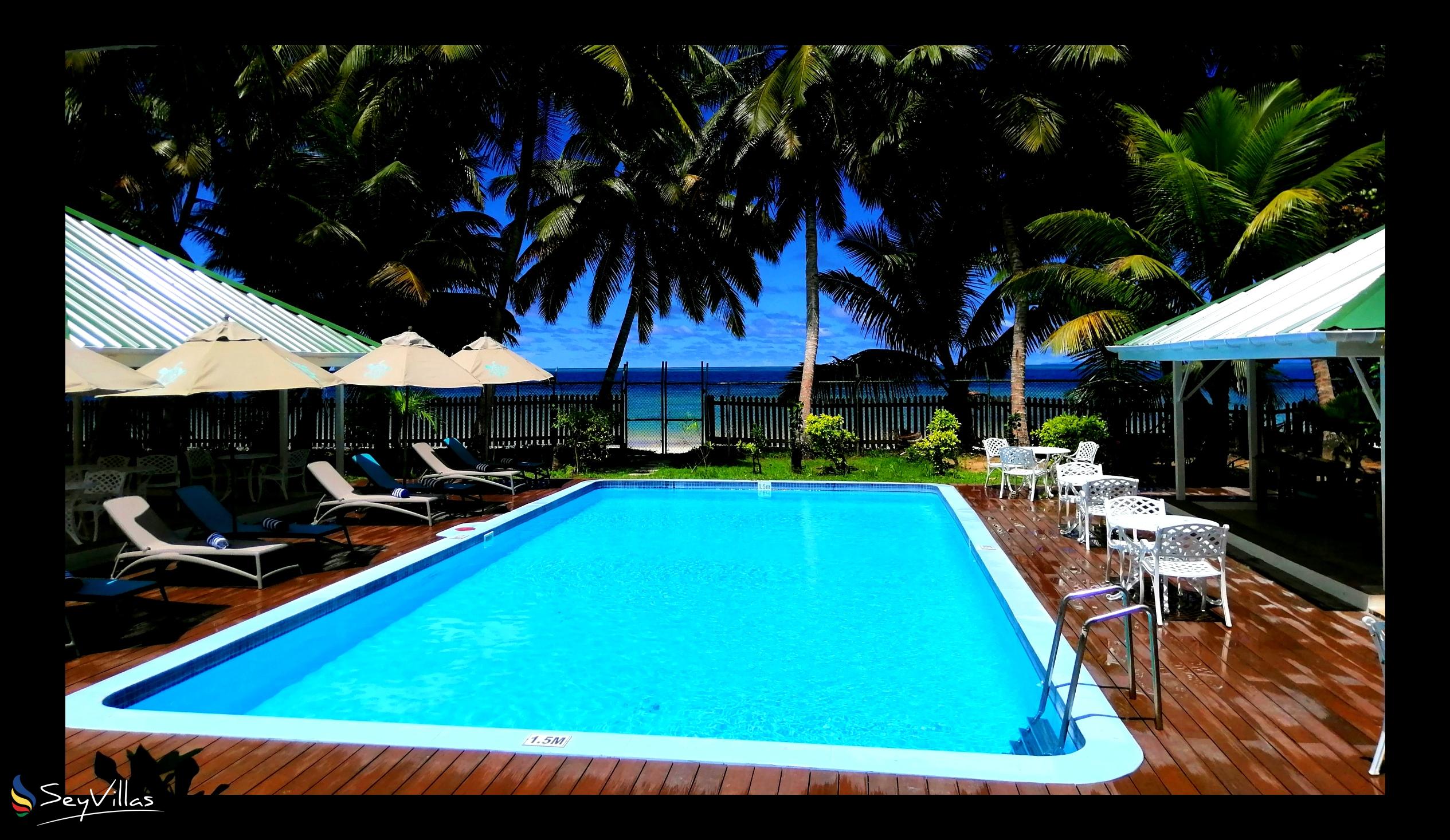 Le Relax Beach Resort - Resort - Outdoor area - Praslin (Seychelles ...