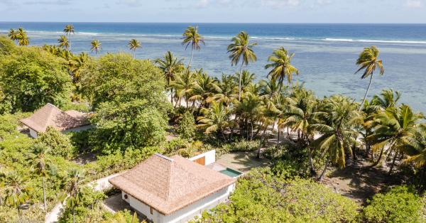 Alphonse Island Lodge - Resort - Beach Villa - Alphonse Island ...