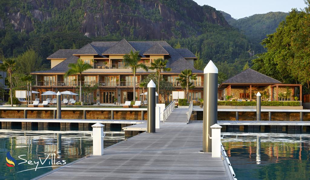 Resort "L'Escale Resort, Marina & Spa" on Mahé (Seychelles) - SeyVillas.com